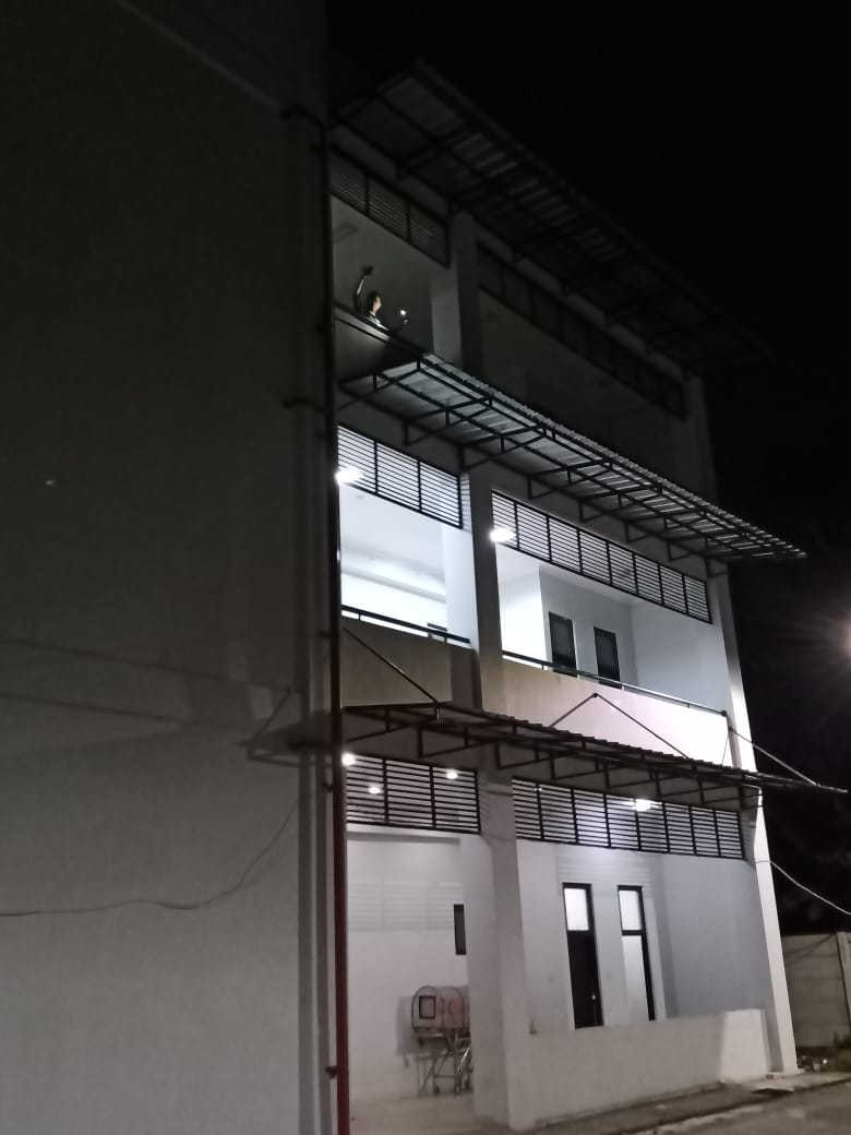 Melihat Aktivitas Pasien Covid-19 di Balik Ruang Isolasi RSUD Karawang – KBEonline.id