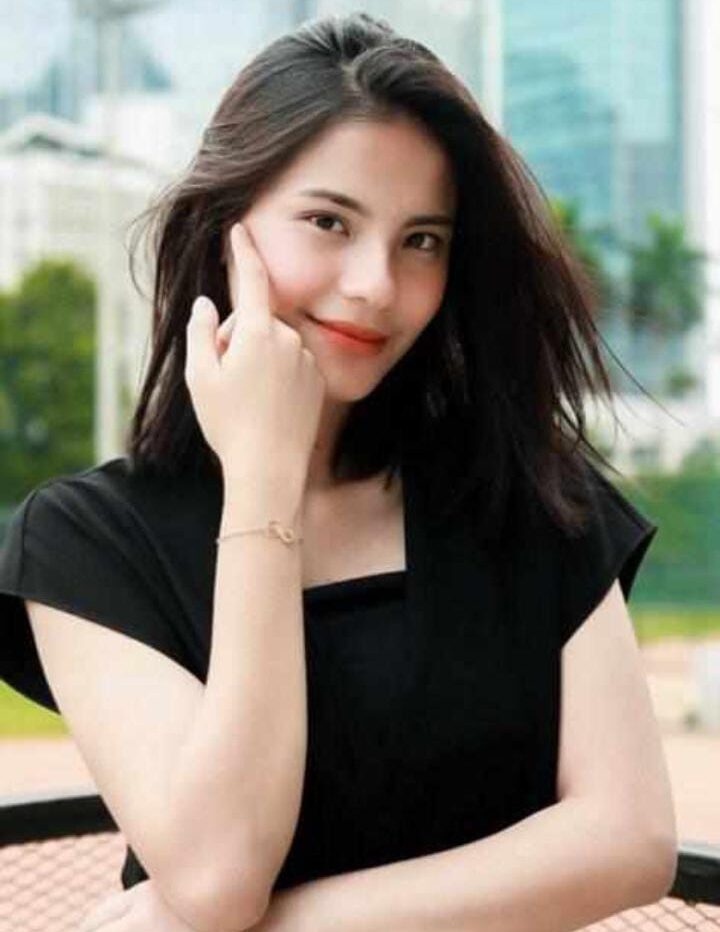Yolanda Tamara Caleg DPR RI Tercantik dan Termuda PDIP, Seorang ...