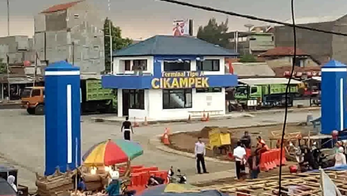Dishub-Disperindag Rebutan Kelola Kios Terminal Cikampek, BPKAD ...