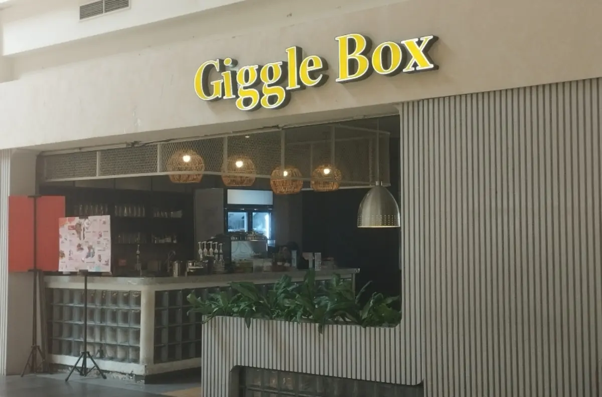 Giggle Box Karawang Central Plaza: Tempat Makan Hits dengan Menu ...
