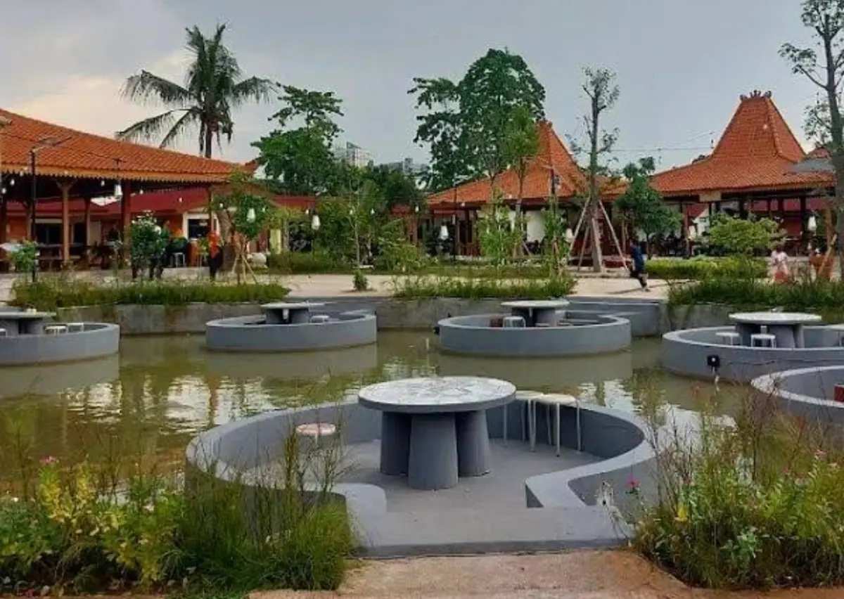 Rekomendasi Restoran Favorit Keluarga dengan Menu Lengkap, Alam Sari di ...