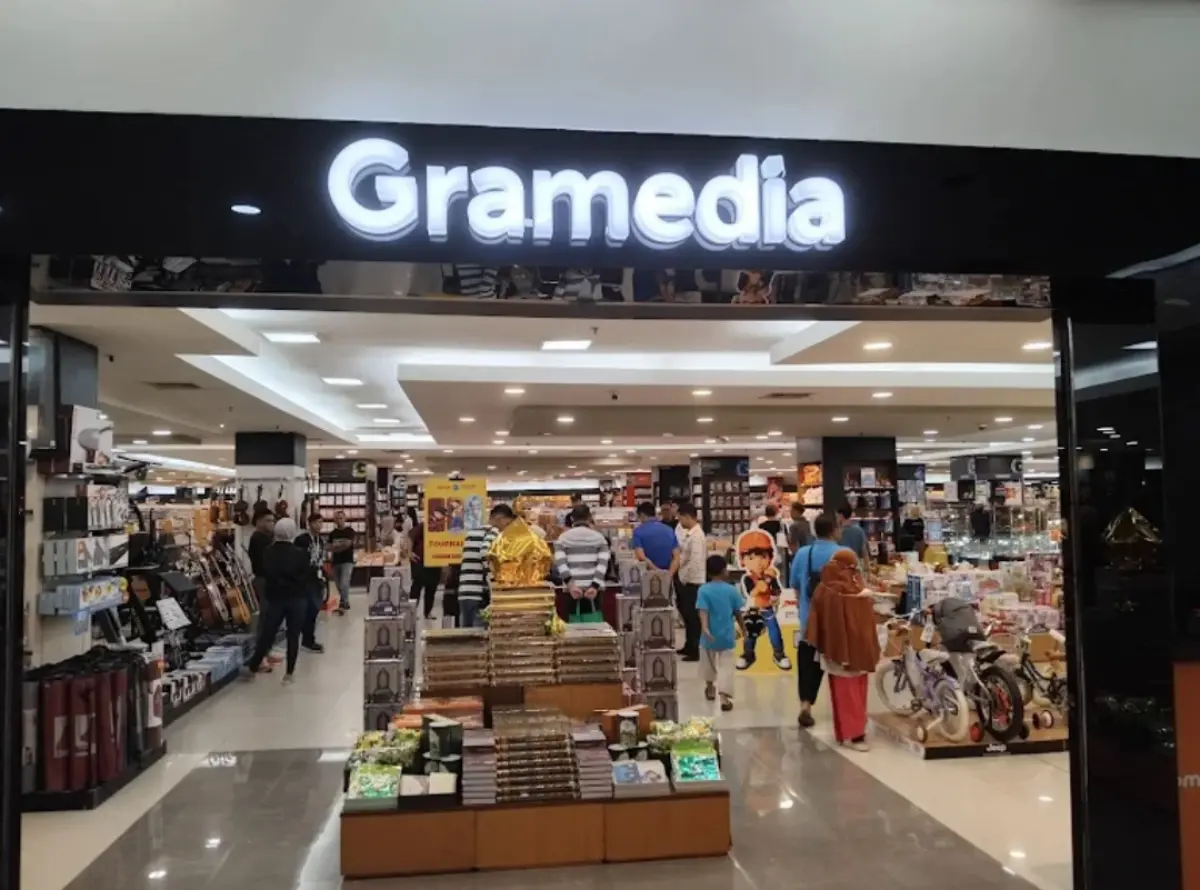 Deretan Mall di Bekasi Yang Ada Gramedia, Surga Buku dan Alat Tulis ...