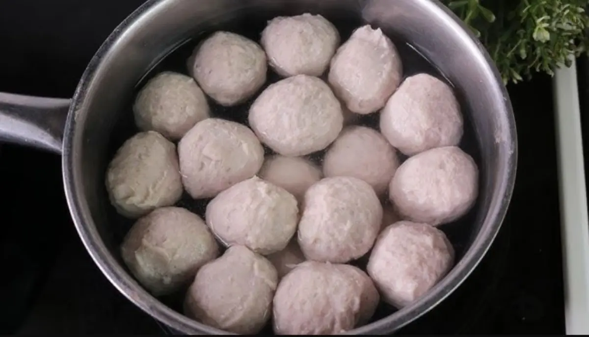 Jangan Sampe Keliru! Ini Perbedaan Bakso Sapi dan Bakso Babi, Begini ...